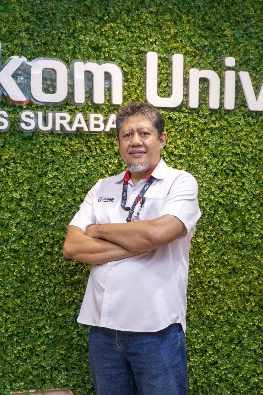 Staf Pengajar Teknik Komputer – Dosen Berpengalaman & Ahli Teknologi